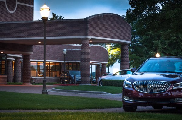 CROWN MOTORS - Updated January 2026 - 22 Photos & 59 Reviews - 196 ...