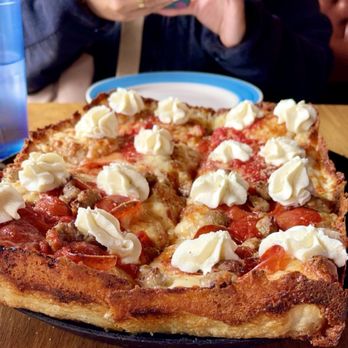 BLUE PAN PIZZA - Updated November 2024 - 669 Photos & 842 Reviews ...