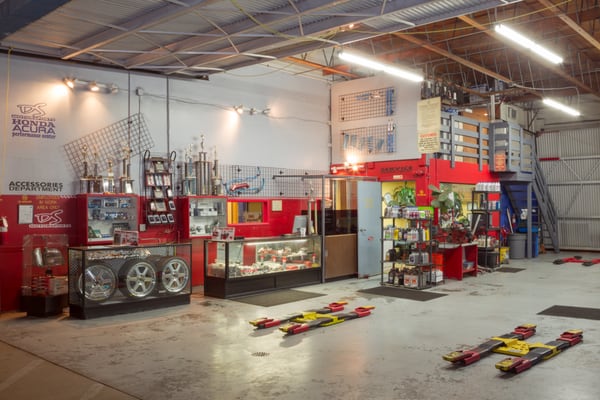 DAN’S AUTO REPAIR SHOP - Updated December 2025 - 61 Photos & 123 ...