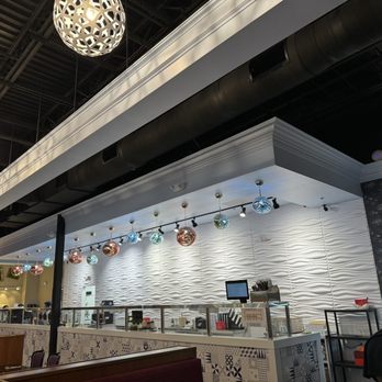 WHITE RABBIT DESSERT EXPERIENCE - 55 Photos & 17 Reviews - 153 Sugar ...