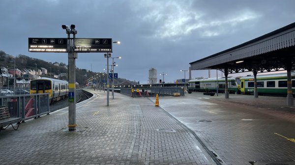 KENT STATION - Updated July 2025 - 17 Photos - Lower Glanmire Road ...