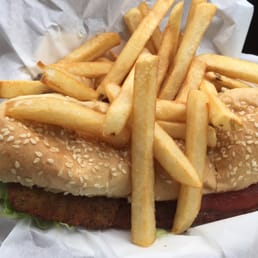 HUMDINGER DRIVE IN - Updated December 2025 - 34 Photos & 32 Reviews ...