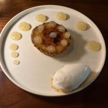 NORA RESTAURANT - Updated June 2025 - 282 Photos & 162 Reviews - 636 N ...