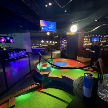 PUTTSHACK - ATLANTA - DUNWOODY - Updated August 2025 - 60 Photos & 33 ...