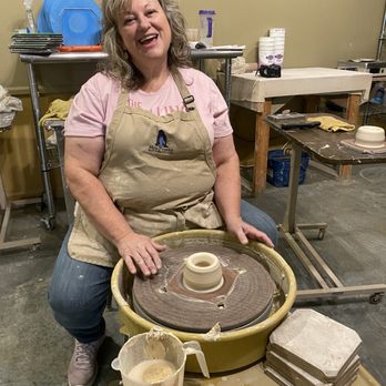 MUD PUDDLE POTTERY STUDIO - Updated October 2025 - 19 Photos - 462 Hwy ...