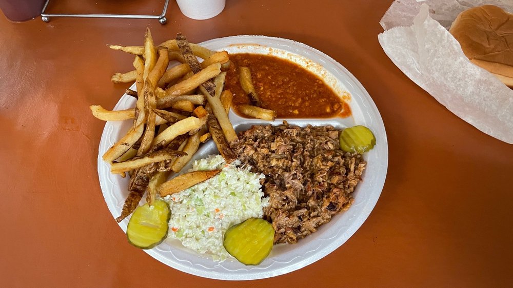 TUCKER’S BARBECUE - Updated October 2025 - 13 Reviews - 4591 Broadway ...