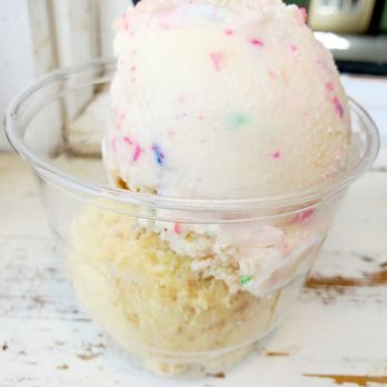 RHEA’S ICE CREAM - GRUENE - Updated June 2025 - 126 Photos & 63 Reviews ...