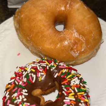 ROCKLIN DONUTS & CINNAMON - Updated September 2025 - 676 Photos & 656 ...