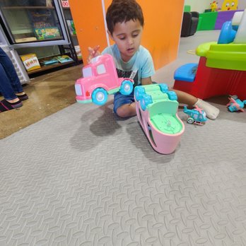 KIDS CLUB - Updated July 2025 - 102 Photos & 23 Reviews - 3440 McHenry ...