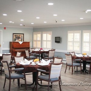 KAWEAH MANOR - Updated March 2025 - 10 Reviews - 3710 W Tulare Ave ...