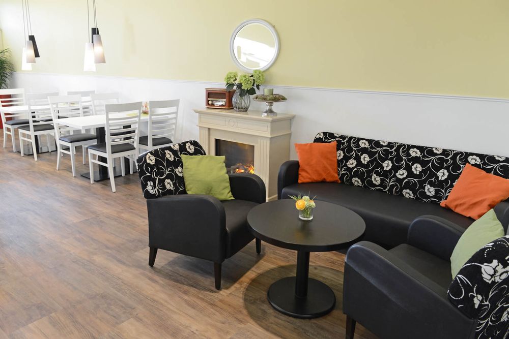 BÄCKERHAUS VEIT CAFÉ - Updated April 2024 - Im Asemwald 48, Stuttgart ...