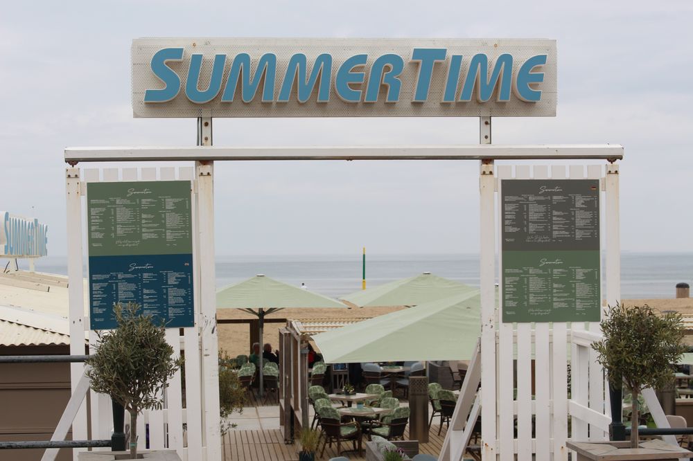 SUMMERTIME - Updated May 2024 - 11 Photos - Strand Noord 34 ...