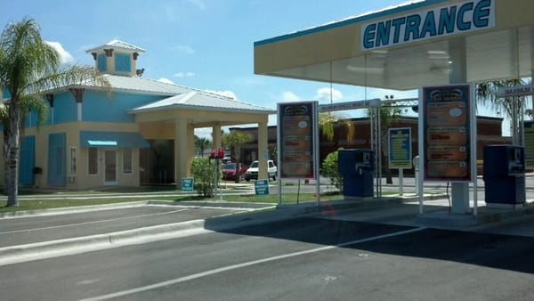 WATERWORX CAR WASH - Updated December 2025 - 17 Photos & 31 Reviews ...