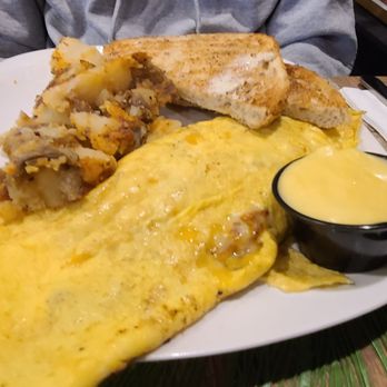 FIGMOR CAFE AND EATERY - Updated July 2024 - 63 Photos & 59 Reviews ...