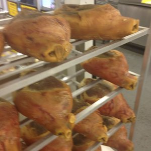 NAHUNTA PORK CENTER OUTLET - 51 Photos & 14 Reviews - 1209 Farmers ...