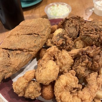 WALKERTOWN SEAFOOD SHACK - 130 Photos & 168 Reviews - 2890 Darrow Rd ...