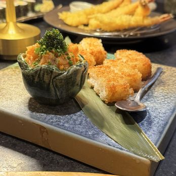 TOZEN SUSHI BAR - Updated December 2025 - 283 Photos & 70 Reviews - 967 ...