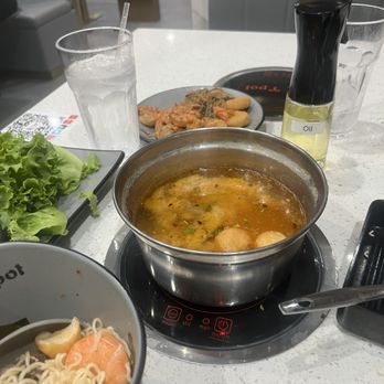 T POT - Updated April 2025 - 170 Photos & 50 Reviews - 3016 Waldorf ...