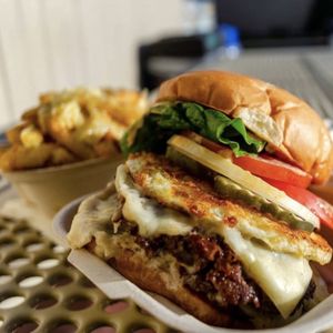 TRUEBURGER - Updated July 2024 - 1082 Photos & 1931 Reviews - 146 Grand ...