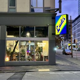 LUDI’S RESTAURANT & LOUNGE - Updated January 2026 - 1742 Photos & 699 ...