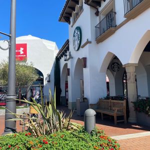 OUTLETS AT SAN CLEMENTE - 733 Photos & 429 Reviews - 101 W Avenida ...