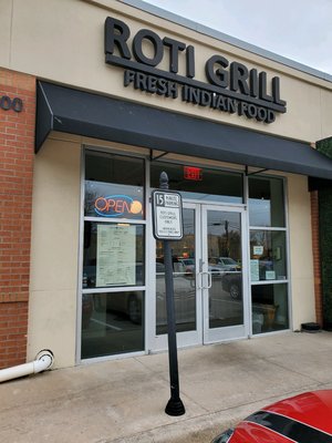 ROTI GRILL - 277 Photos & 584 Reviews - 4438 McKinney Ave, Dallas ...