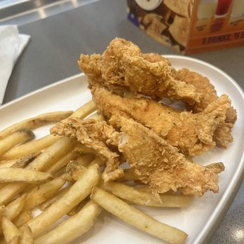 DAVE & BUSTER’S - Updated October 2025 - 68 Photos & 44 Reviews - 90 S ...