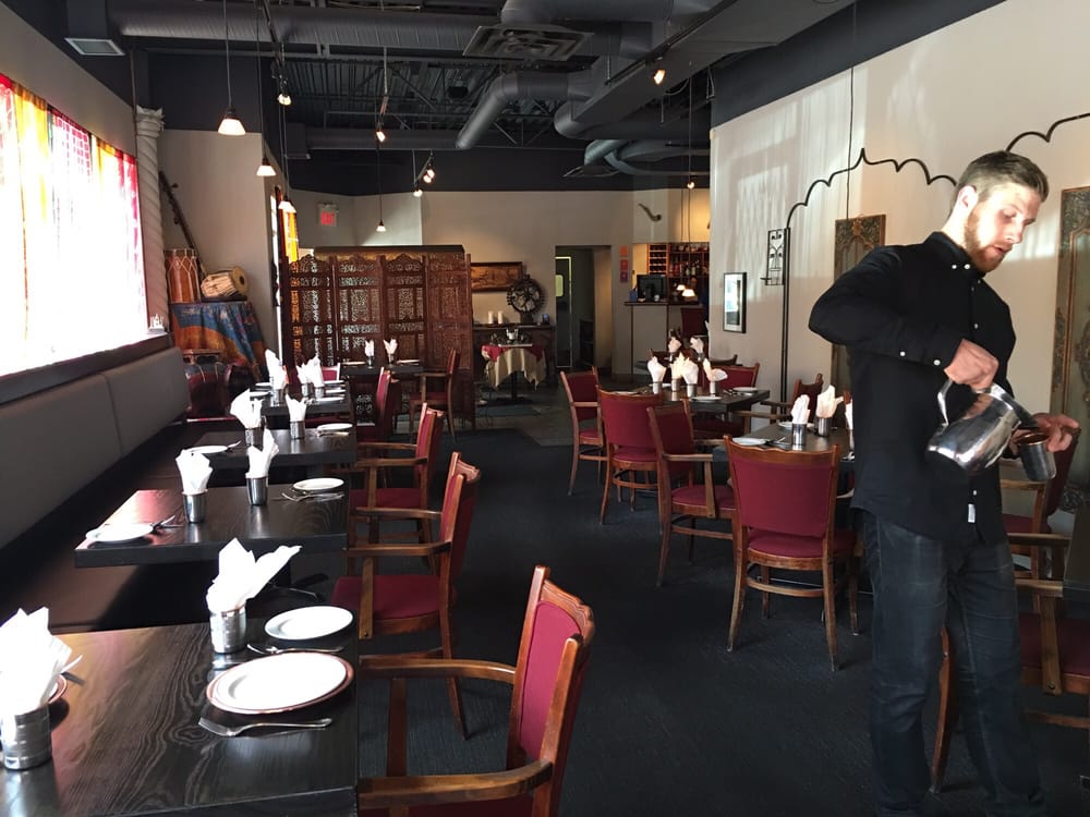 MOTI MAHAL - Updated December 2025 - 49 Photos & 105 Reviews - 1805 14 ...