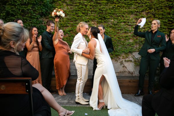 THE LYTLE HOUSE - 37 Photos & 26 Reviews - 5517 N Broadway St, Chicago ...