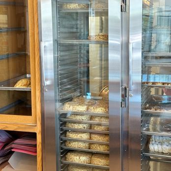 PETERS’ BAKERY - Updated July 2024 - 1923 Photos & 2424 Reviews - 3108 ...