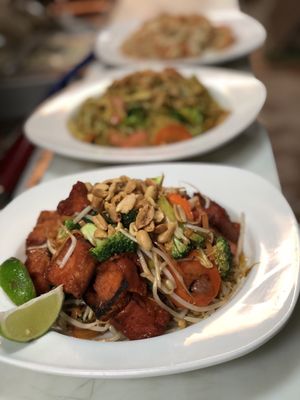 NUMBER ONE NOODLE - Updated July 2025 - 44 Photos & 39 Reviews - 1012 ...