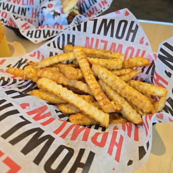 HOWLIN’ RAY’S - Updated December 2025 - 2274 Photos & 1206 Reviews ...