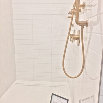 Calvetta Brothers Floor Show Mentor Ohio | Floor Roma