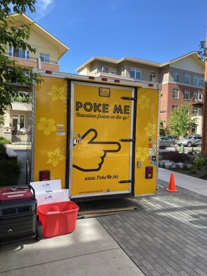 POKE ME - Updated June 2024 - 83 Photos & 74 Reviews - 12822 NE 85th St ...