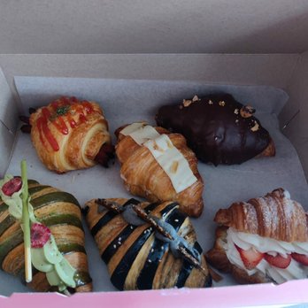 LITTLE PEBBLES - Updated May 2025 - 814 Photos & 236 Reviews - 160 ...