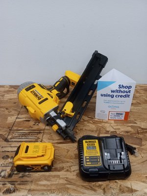 TOOLS R’ US - Updated August 2025 - 21 Photos - 12345 Mountain Ave ...