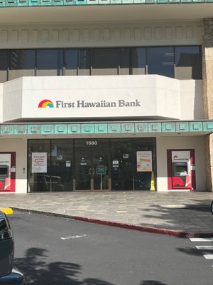 FIRST HAWAIIAN BANK - KAPIOLANI BRANCH - Updated January 2026 - 46 ...