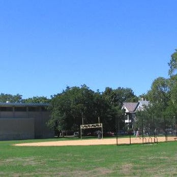 CHICAGO PARK DISTRICT - WELLES PARK - Updated 05/2025 - 64 Photos & 57 ...