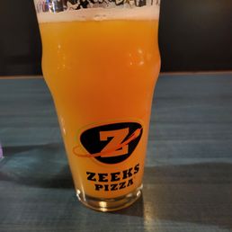 ZEEKS PIZZA - Updated July 2025 - 90 Photos & 199 Reviews - 10201 NE ...