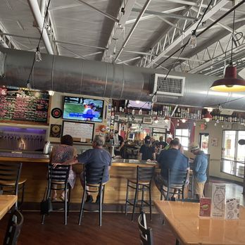 TEN10 BREWING CO - Updated August 2025 - 609 Photos & 277 Reviews ...
