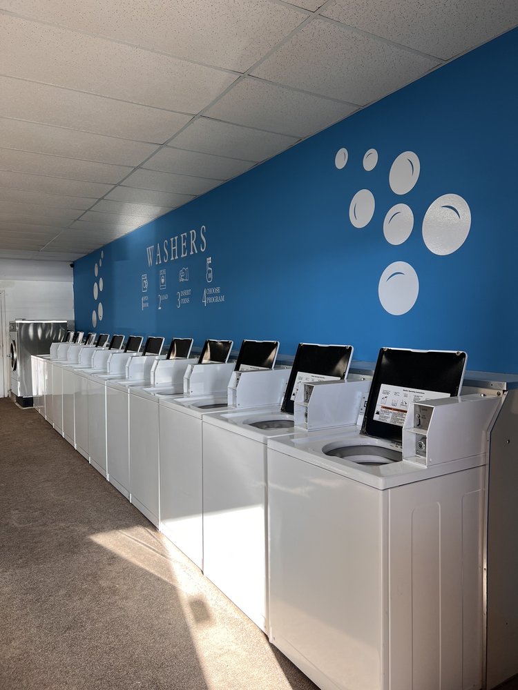 FRESH LAKE LAUNDRY - Updated October 2025 - 23 Photos - 280 Andrews Ave ...