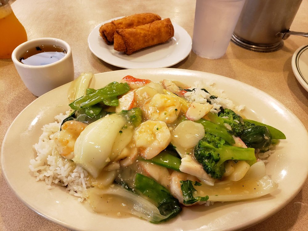 THREE HAPPINESS - 280 Photos & 386 Reviews - 209 W Cermak Rd, Chicago ...