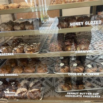 PARLOR DOUGHNUTS - Updated October 2025 - 50 Photos & 35 Reviews - 1109 ...