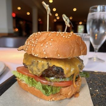 HALCYON - Updated July 2025 - 487 Photos & 314 Reviews - 114 Walnut St ...