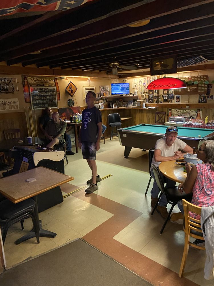 O RENDEZVOUS - Updated January 2026 - 12 Photos - 101 Vandiver Dr ...