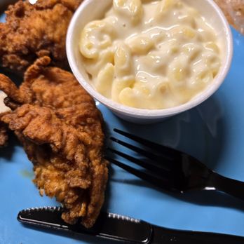 CHUCKS HOT CHICKEN - Updated January 2026 - 15 Reviews - 231 Arnold ...