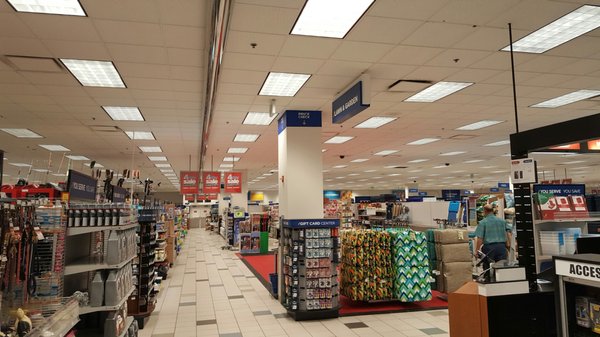 NAVY EXCHANGE-MAYPORT MALL - Updated October 2025 - 43 Photos - 2292 ...