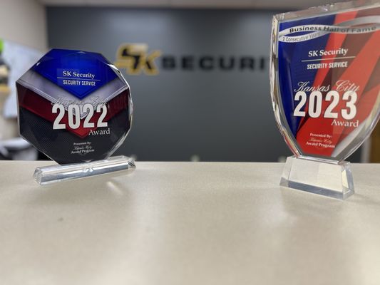 SK SECURITY - Updated December 2025 - 89 Photos - 3200 Merriam Ln ...