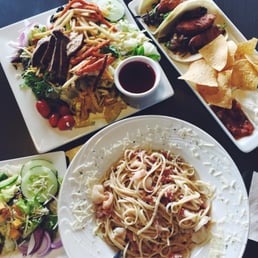 STATION 101 PUB & KITCHEN - Updated December 2025 - 307 Photos & 405 ...