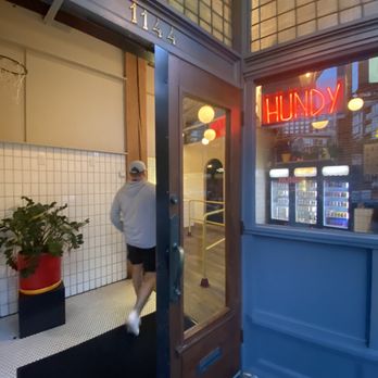 HUNDY - Updated January 2026 - 124 Photos & 87 Reviews - 1144 Homer ...